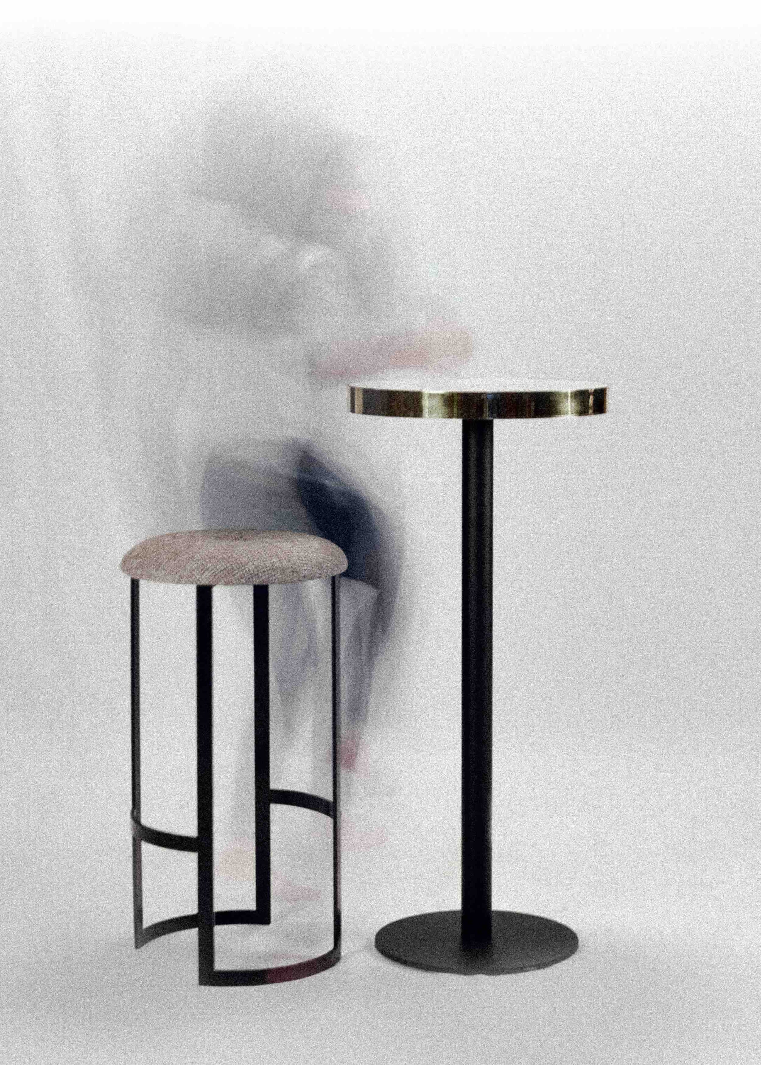 PLEASE DINING TABLE - ROUND– HMD Furniture